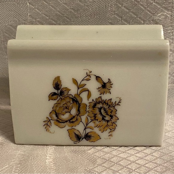 The Indispensable Dispenser | Accents | Vintage The Indispensable ...